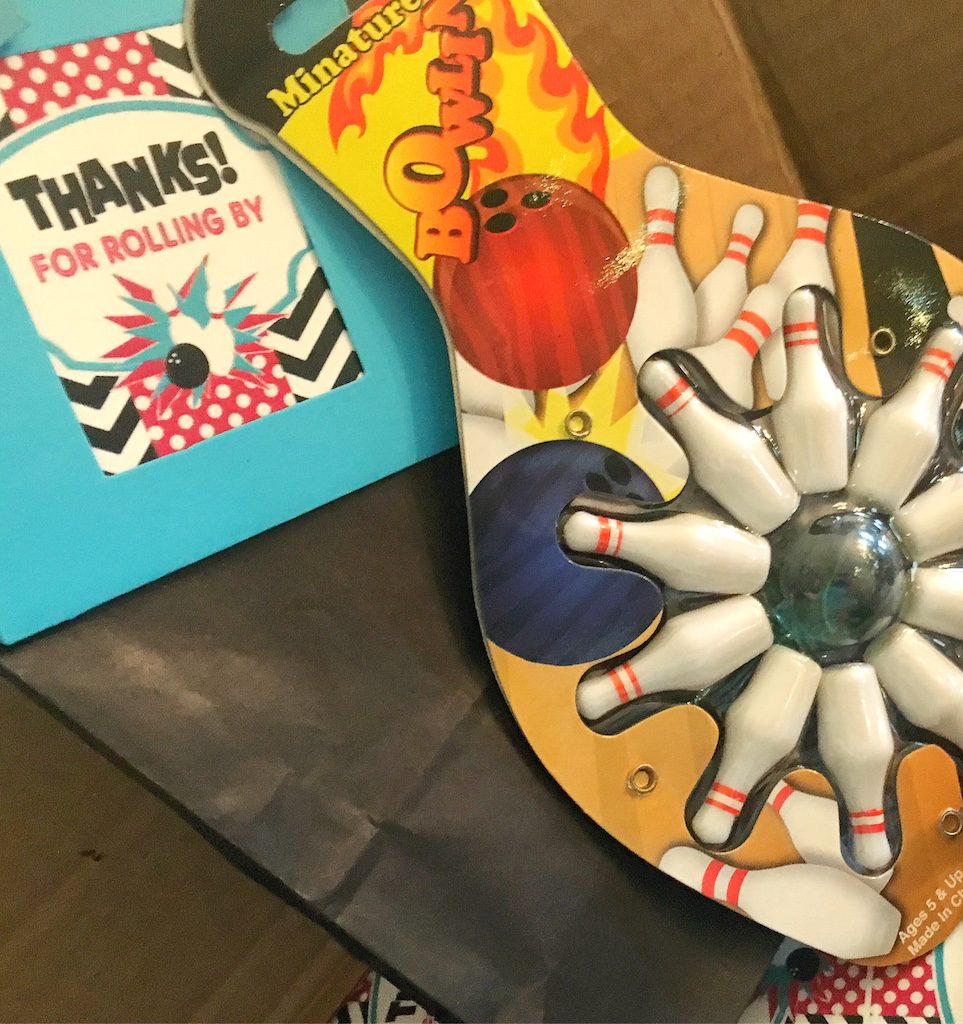 Retro Themed Bowling Birthday Party - Cheftini